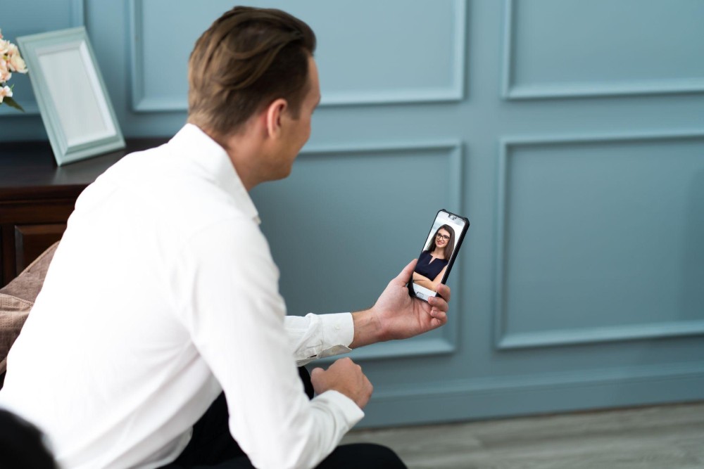 Gomeet.Today | Video Call Random Women Respectfully: Online Etiquette ...